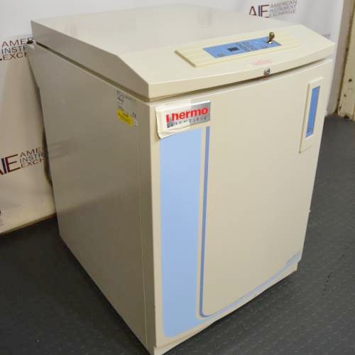 Thermo Scientific CryoPlus 2 Liquid Nitrogen Freezer Model 7402