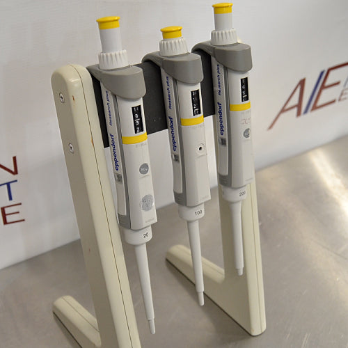 Eppendorf Research plus 3-Pack of Variable-Volume Pipettes
