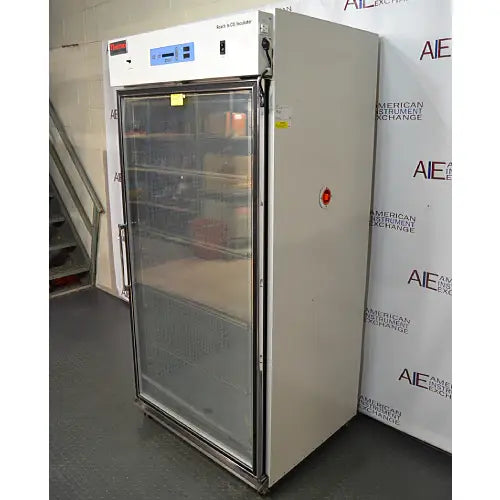 Thermo Forma 3950 Reach-in Incubator