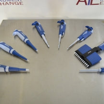 VWR Signature Ergonomic High-Performance Pipette