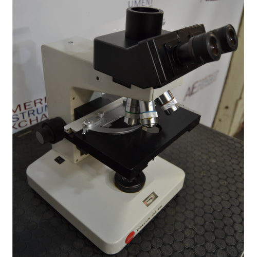 Leitz Dialux 20 EB Trinocular Microscope - 4717B SCOPE