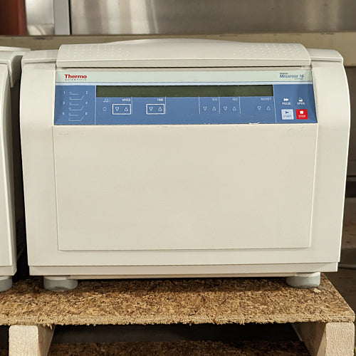 Thermo Scientific Megafuge 16 w/ TX-400 Rotor - 1397J CENTRI